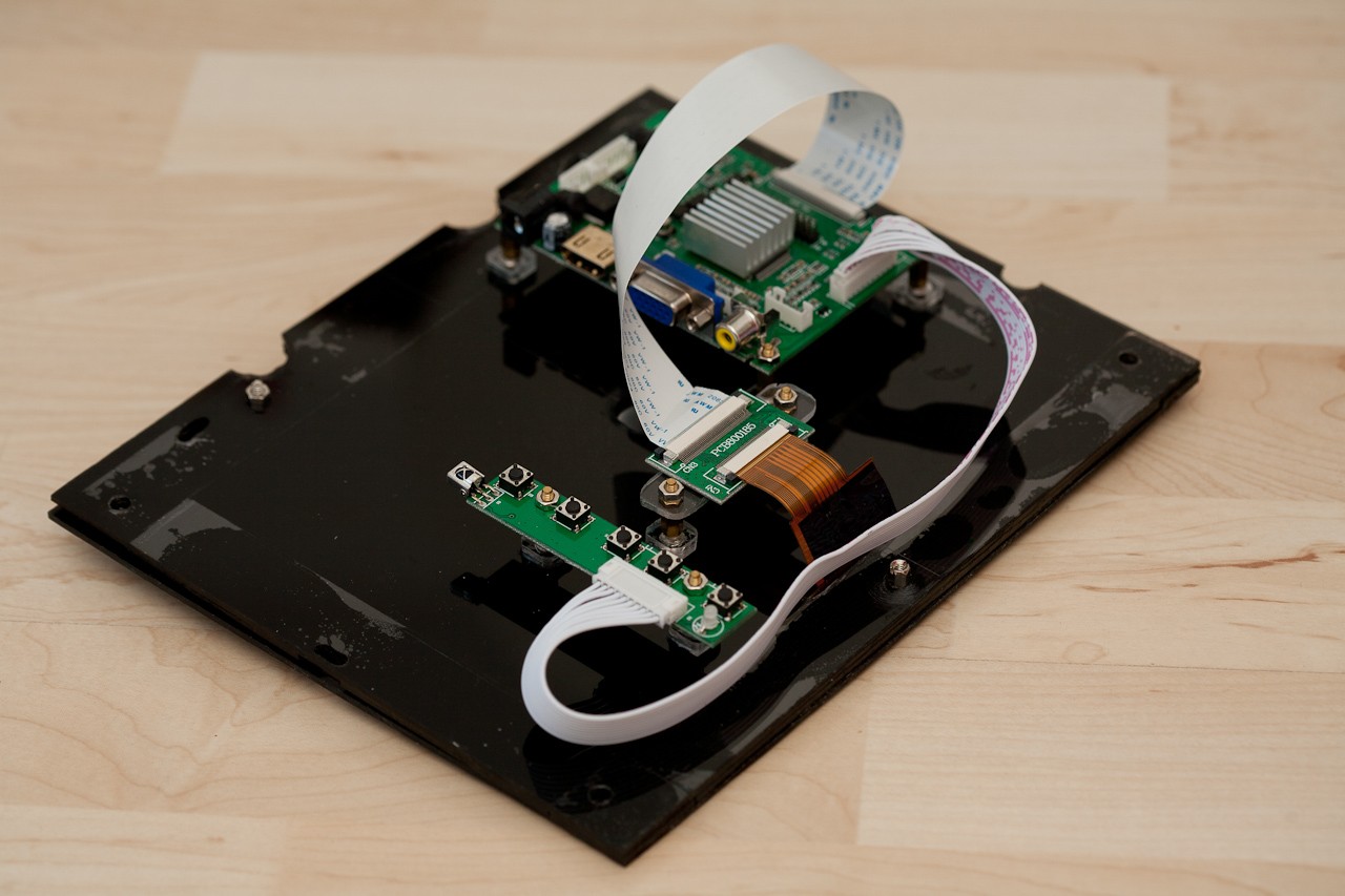 Another Raspberry Pi powered Macintosh Classic – Johan Kanflo