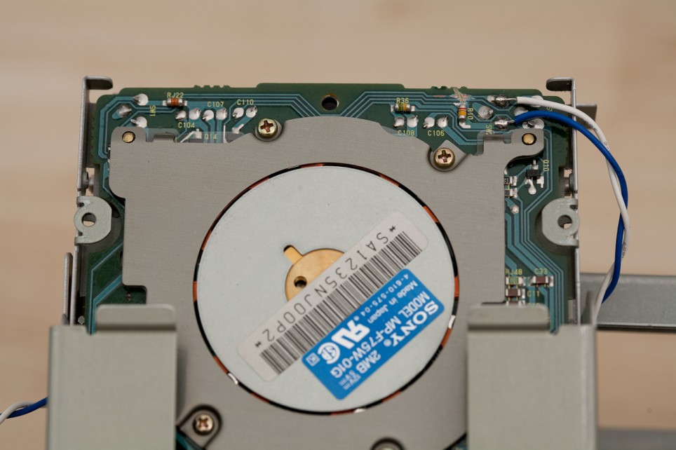 Another Raspberry Pi powered Macintosh Classic – Johan Kanflo